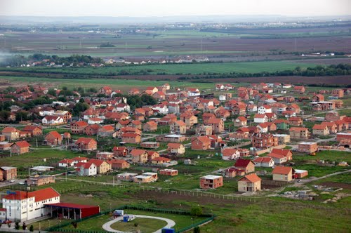 Stanovnici Zemun Polja optužili Rome da su ih zarazili rasizmom - Njuz.net