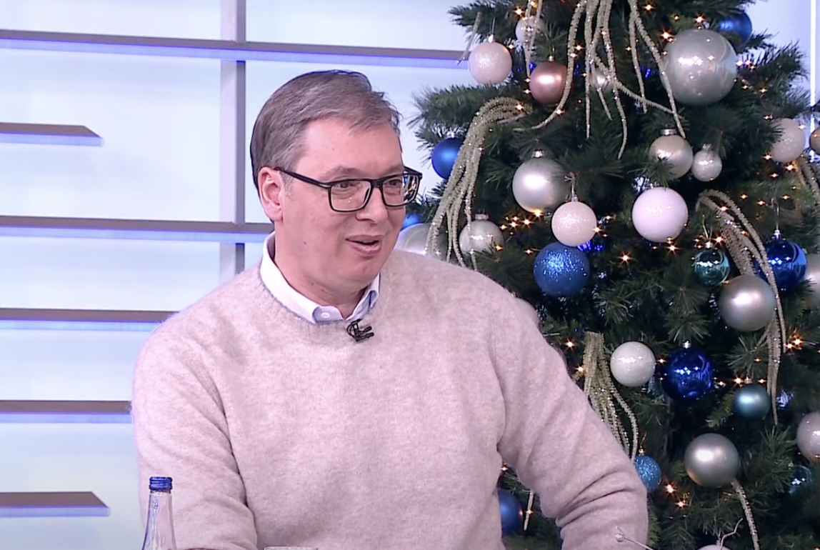 Vučić saopštio da je on prva beba rođena u 2024. godini - Njuz.net